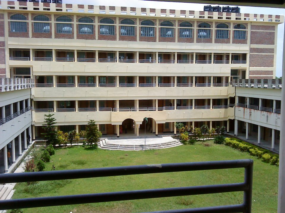 Dhaka Polytechnic Institute - Dhaka