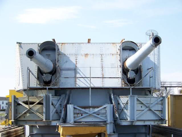 8"/55RF Mark 16 Naval Rifles & Pilot Turret