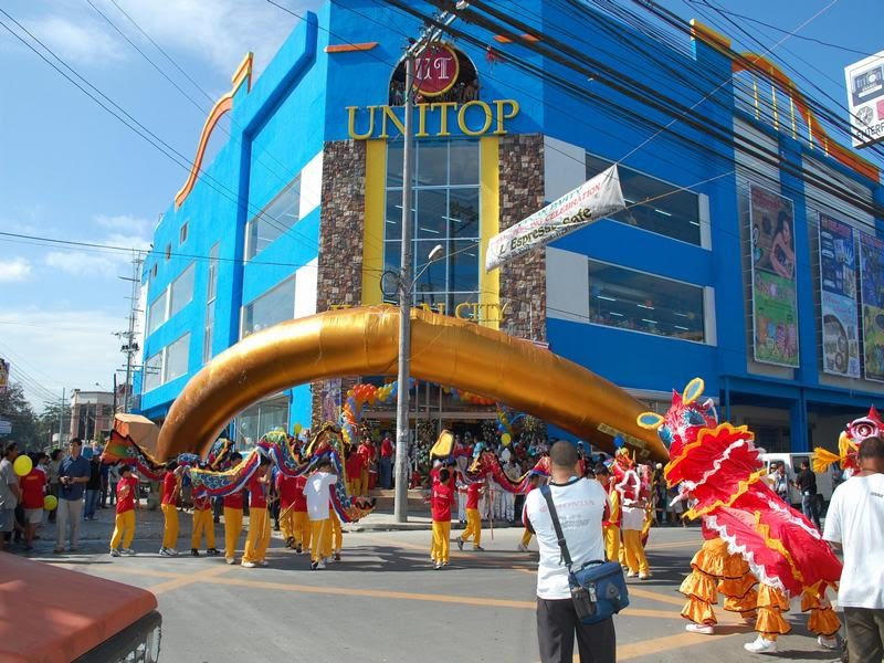 UniTop Shopping Store - Iligan