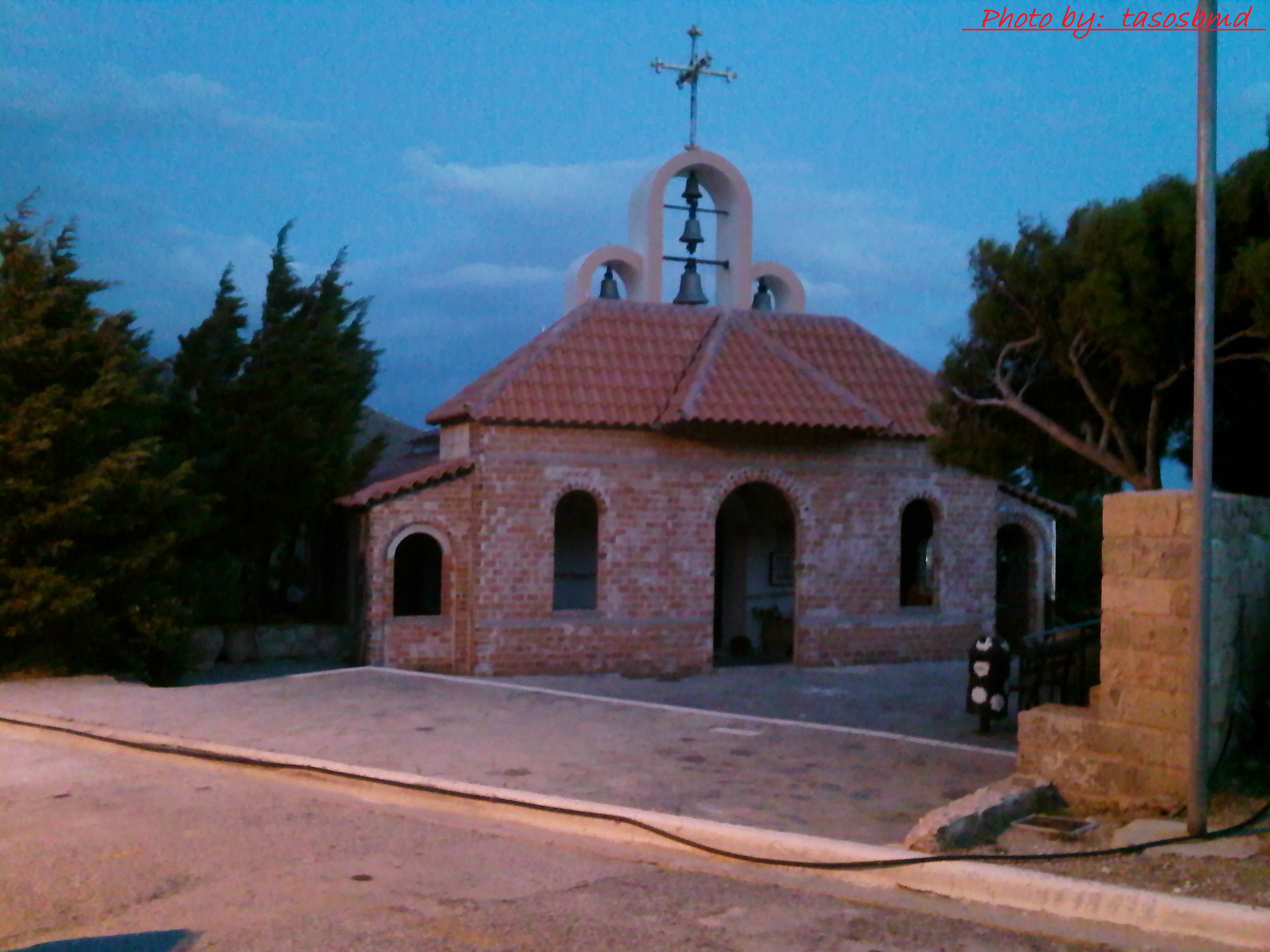 Αγ. Σοφία μικρό εξωκκλήσι - Ντράφι