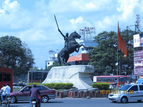 Maharani Tarabai's Statue - Kolhapur