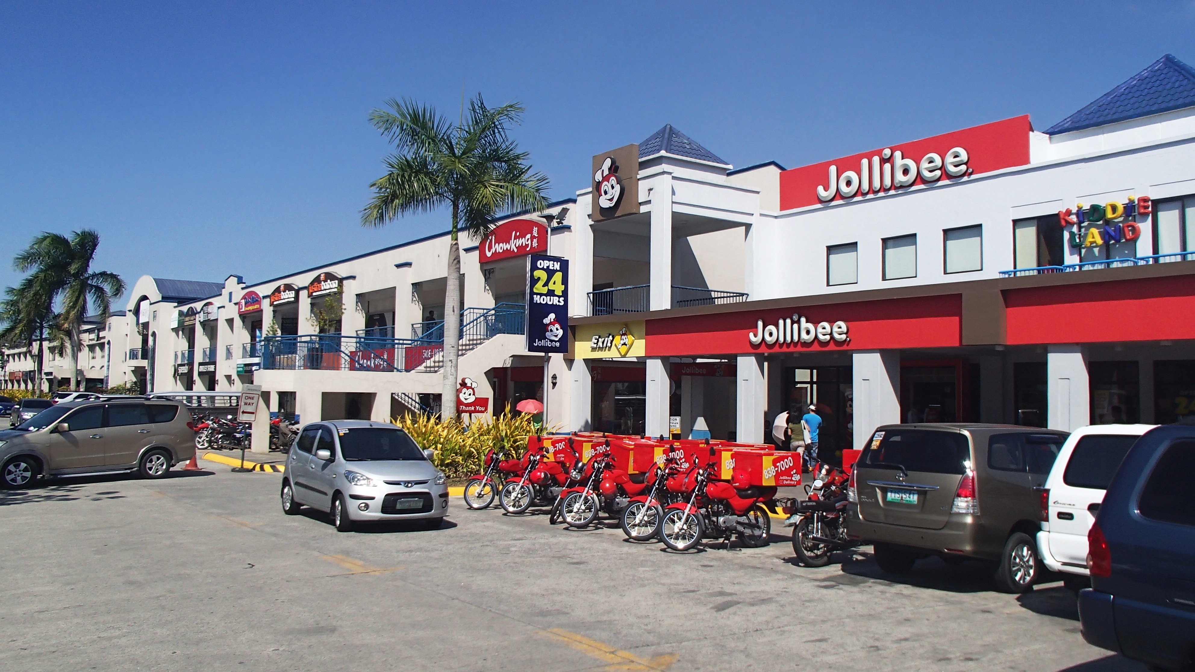 Jollibee / Red Ribbon - Santa Rosa