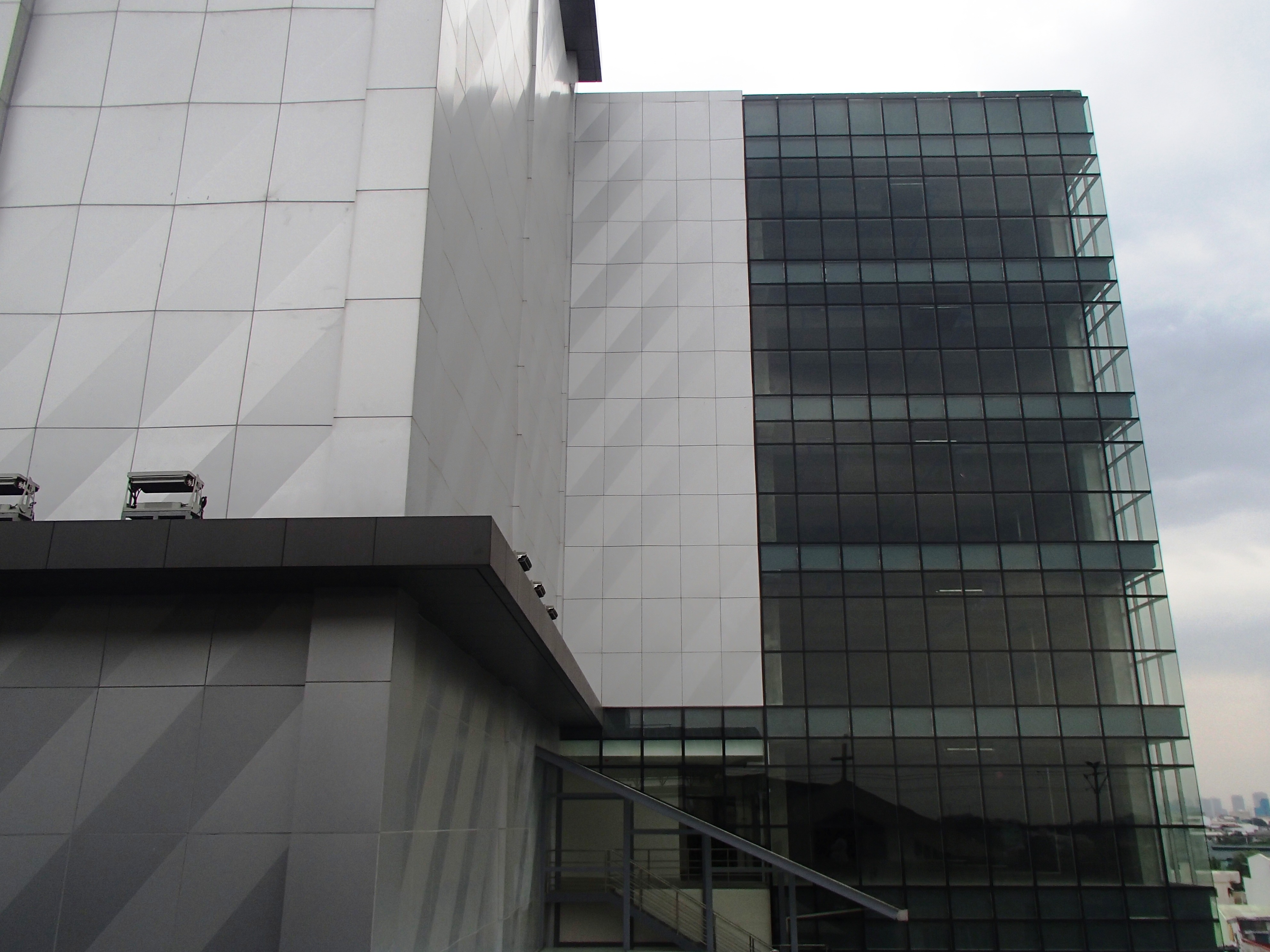 Anonas City Center - Quezon City | commercial building