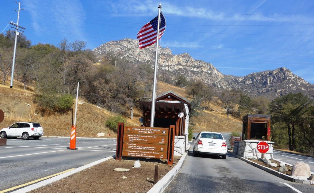 Ash Mountain Entrance