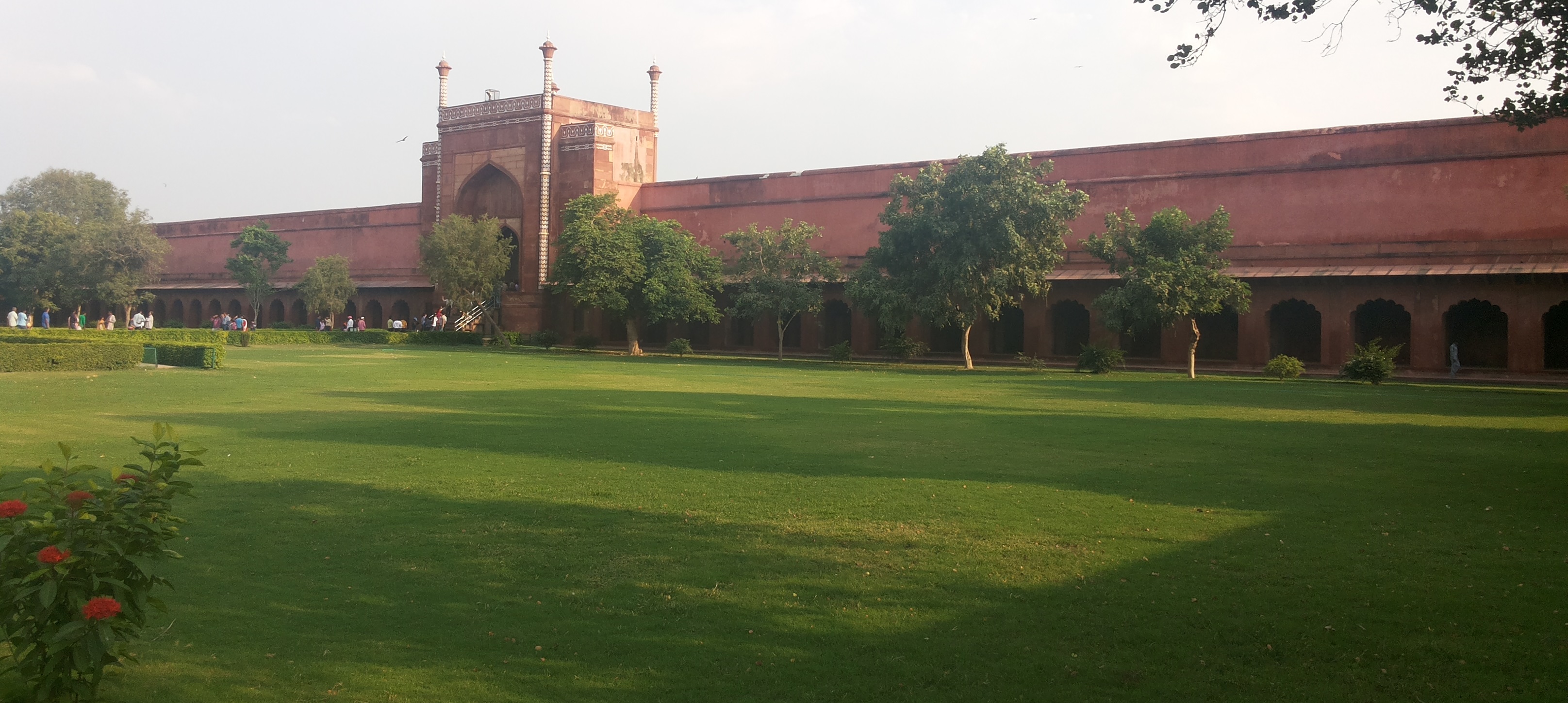 Jilaukhana (Forecourt) - Agra
