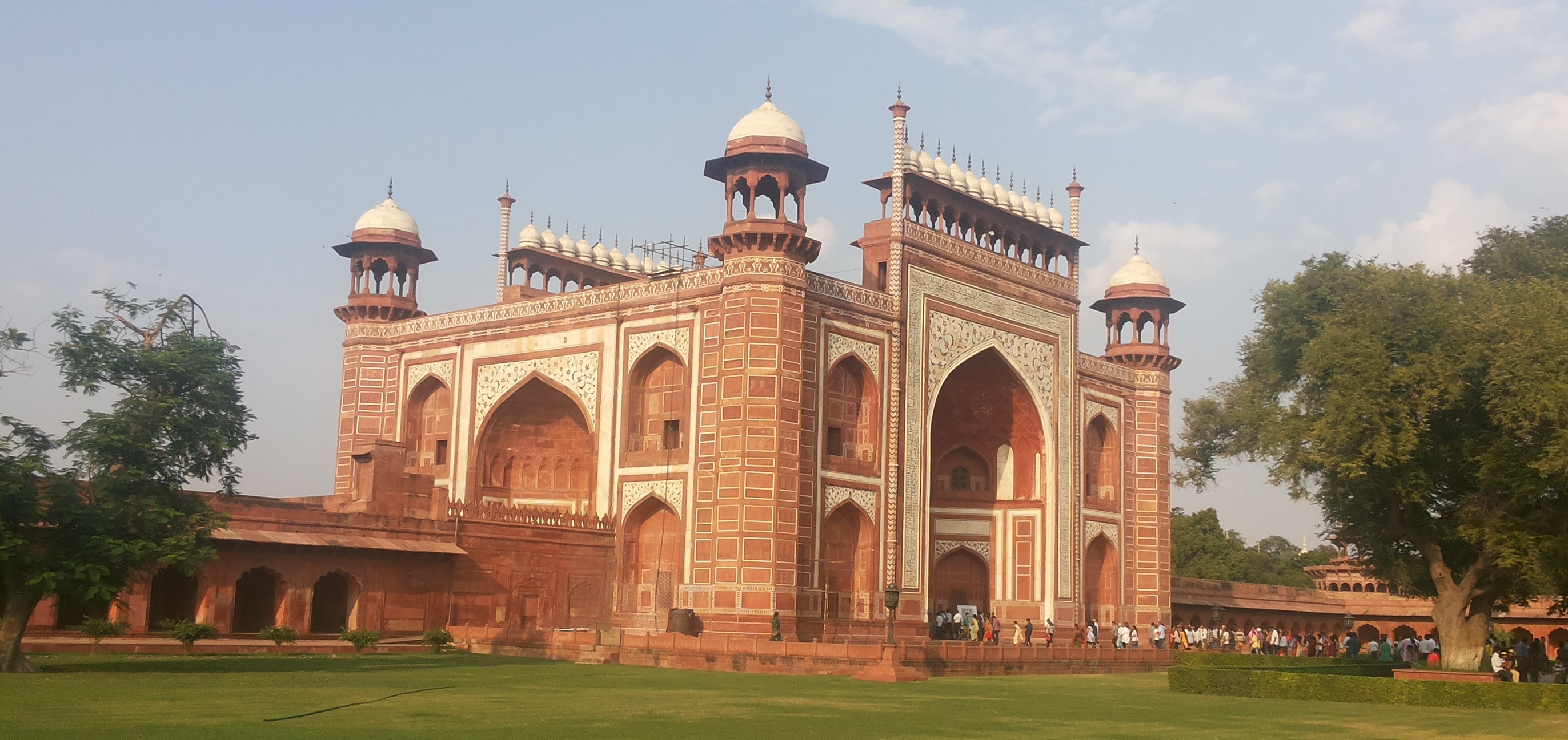 Jilaukhana (Forecourt) - Agra