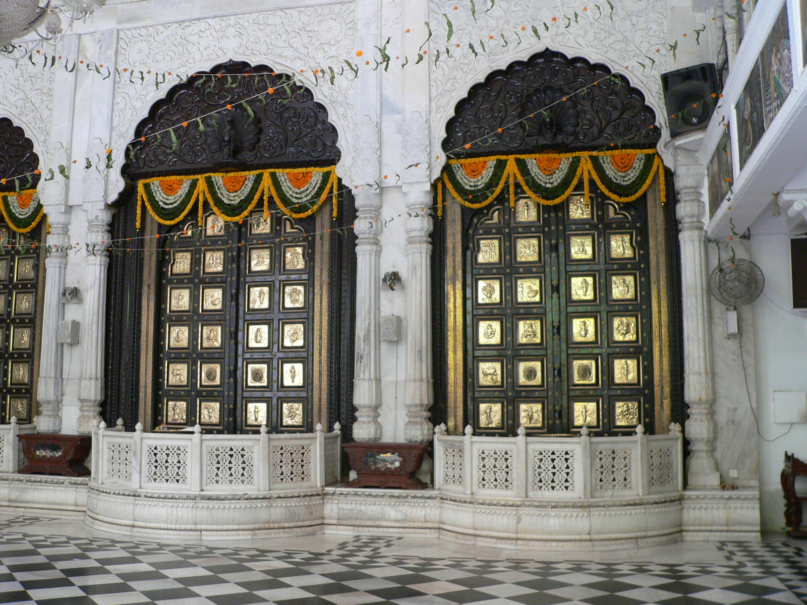 ISKCON Temple (Juhu) or Sri Sri Radha Rasabihari mandir