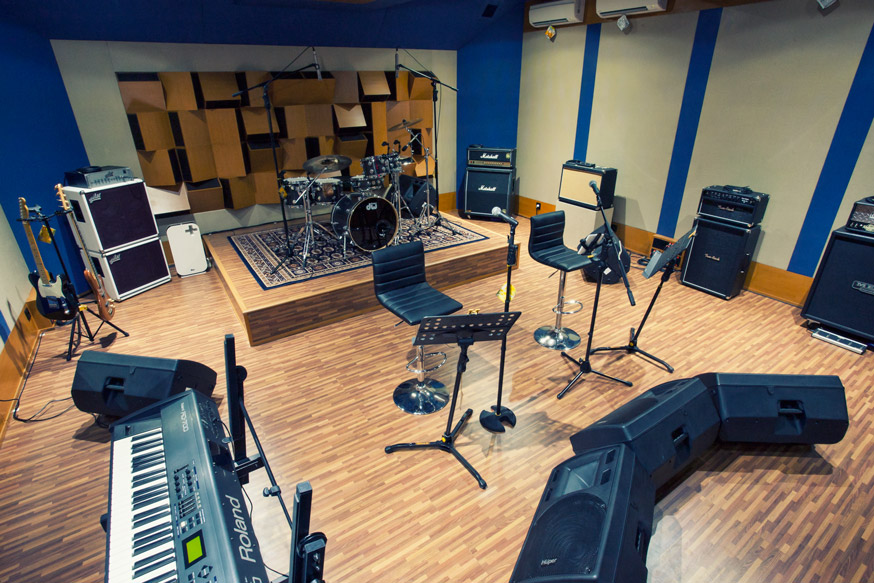 POJUR STUDIO'S - Jakarta | rock/ pop music venue, musical instruments ...