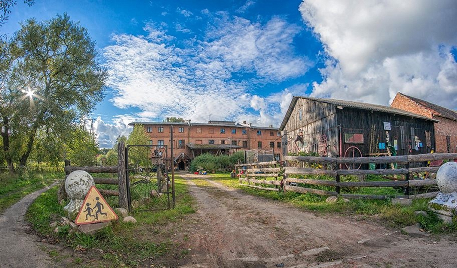 Agroturystyka "Stary Młyn" / pole namiotowe - Łupawa