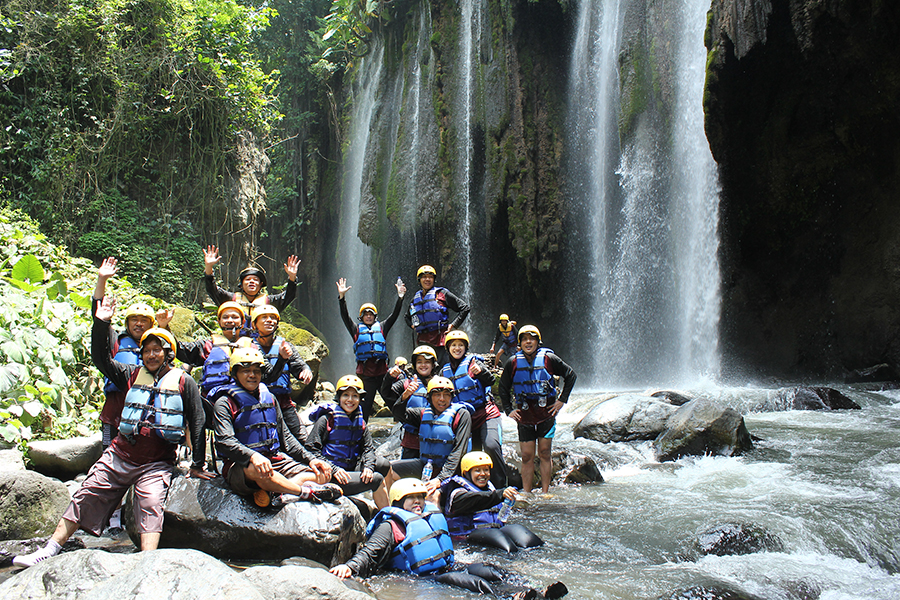 basecamp SONGA RAFTING ATAS