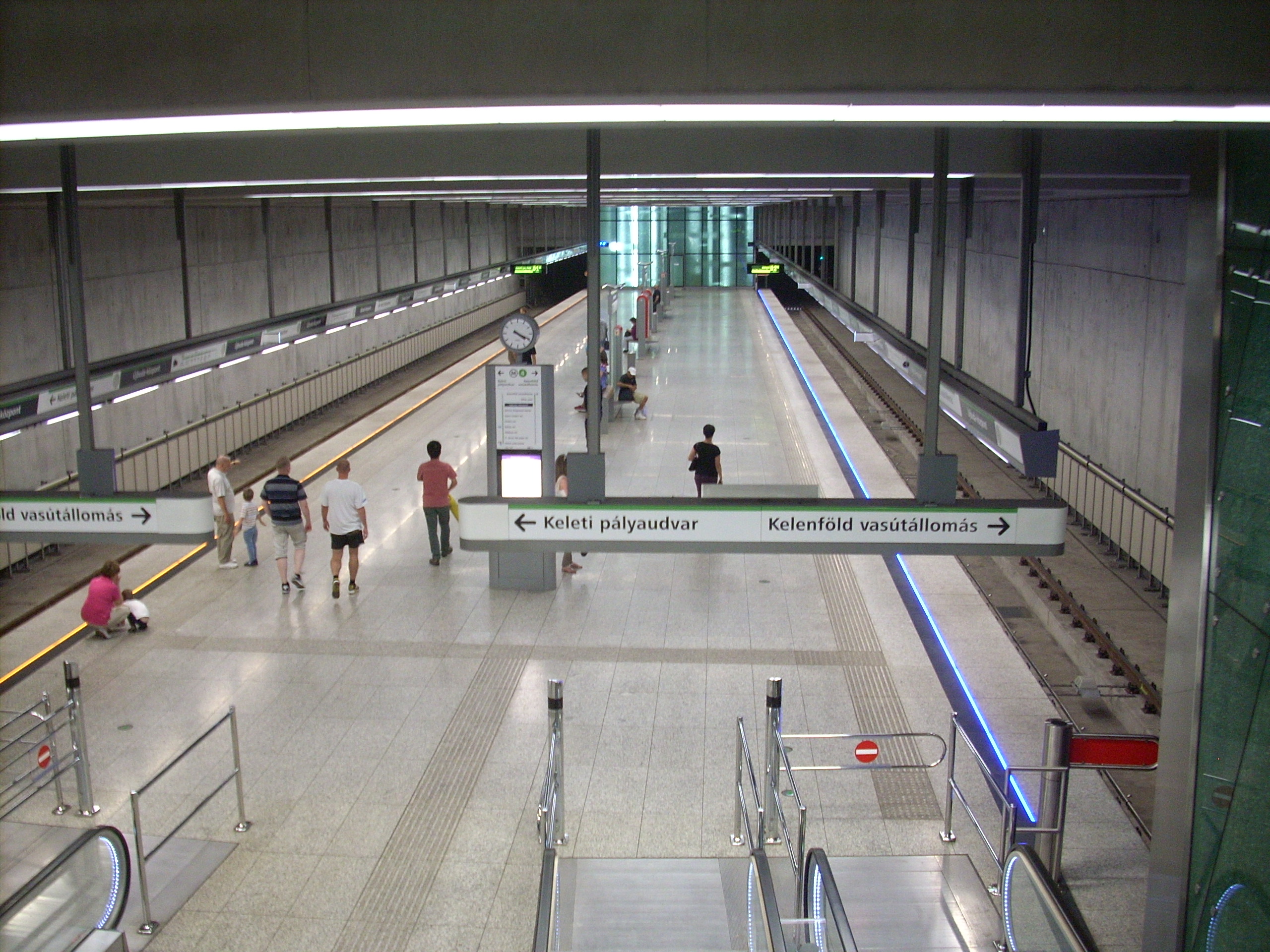 M4 – Kelenföld vasútállomás - Budapest | földalatti-/metróállomás ...