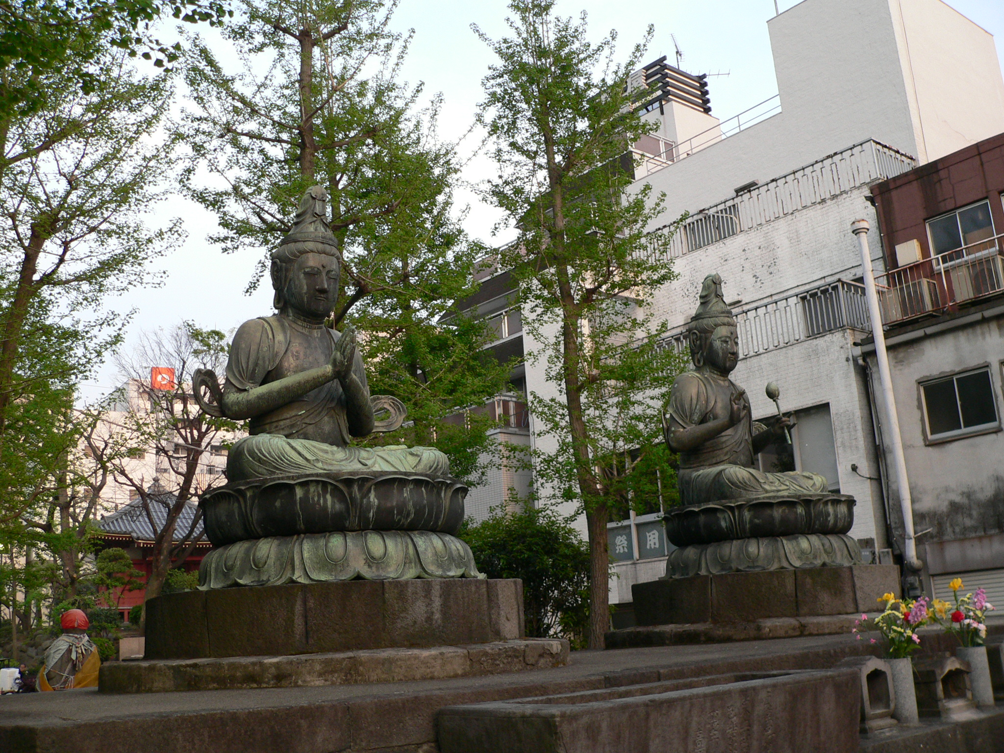 Ginza - Tokyo (English) | town district