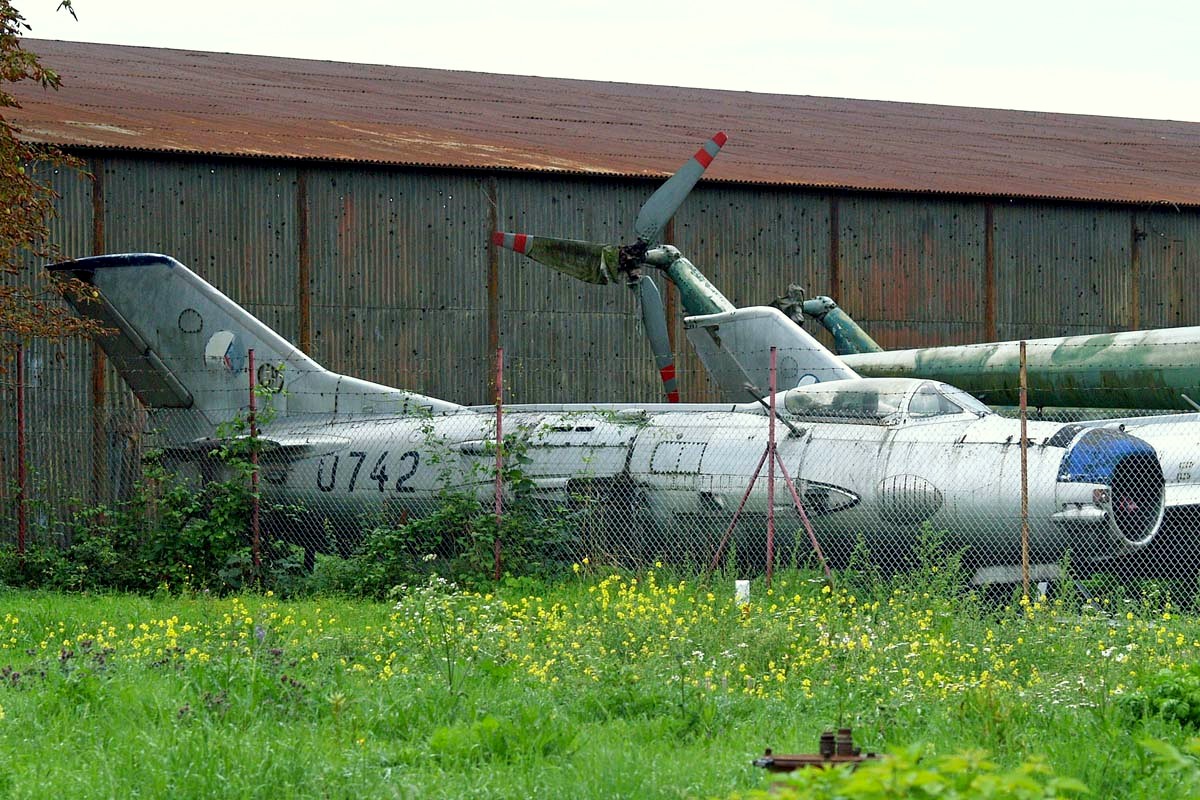 Mikoyan-Gurevich MiG-19R - Prague