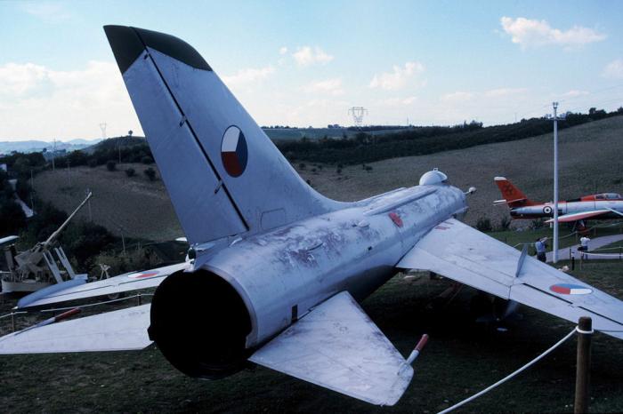 Sukhoi Su-7BMK “Fitter-A” | aircraft on display