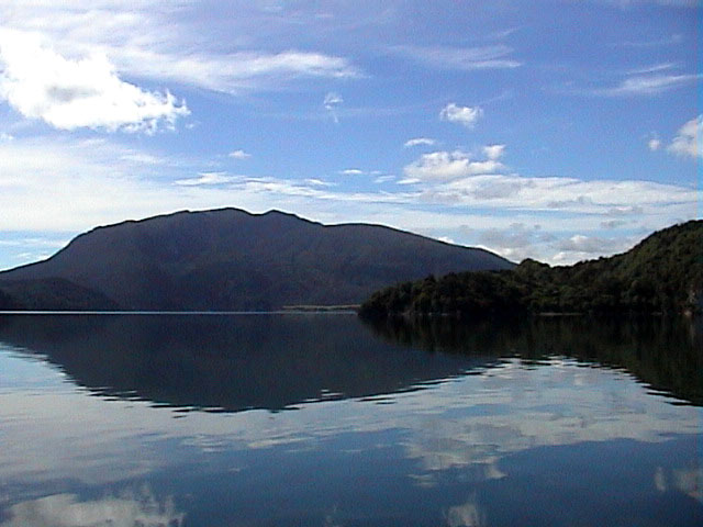 Mount Tarawera | volcano