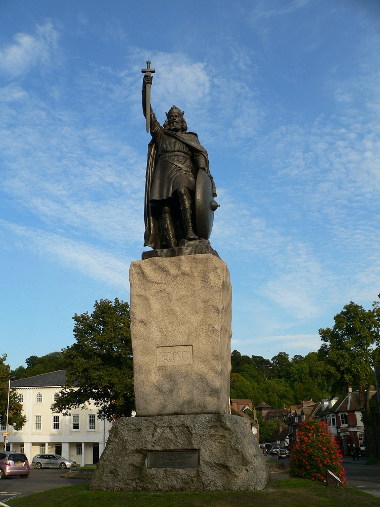 King Alfred the Great statue - Winchester | monument