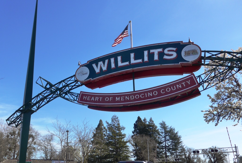 The Willits Arch - Willits, California