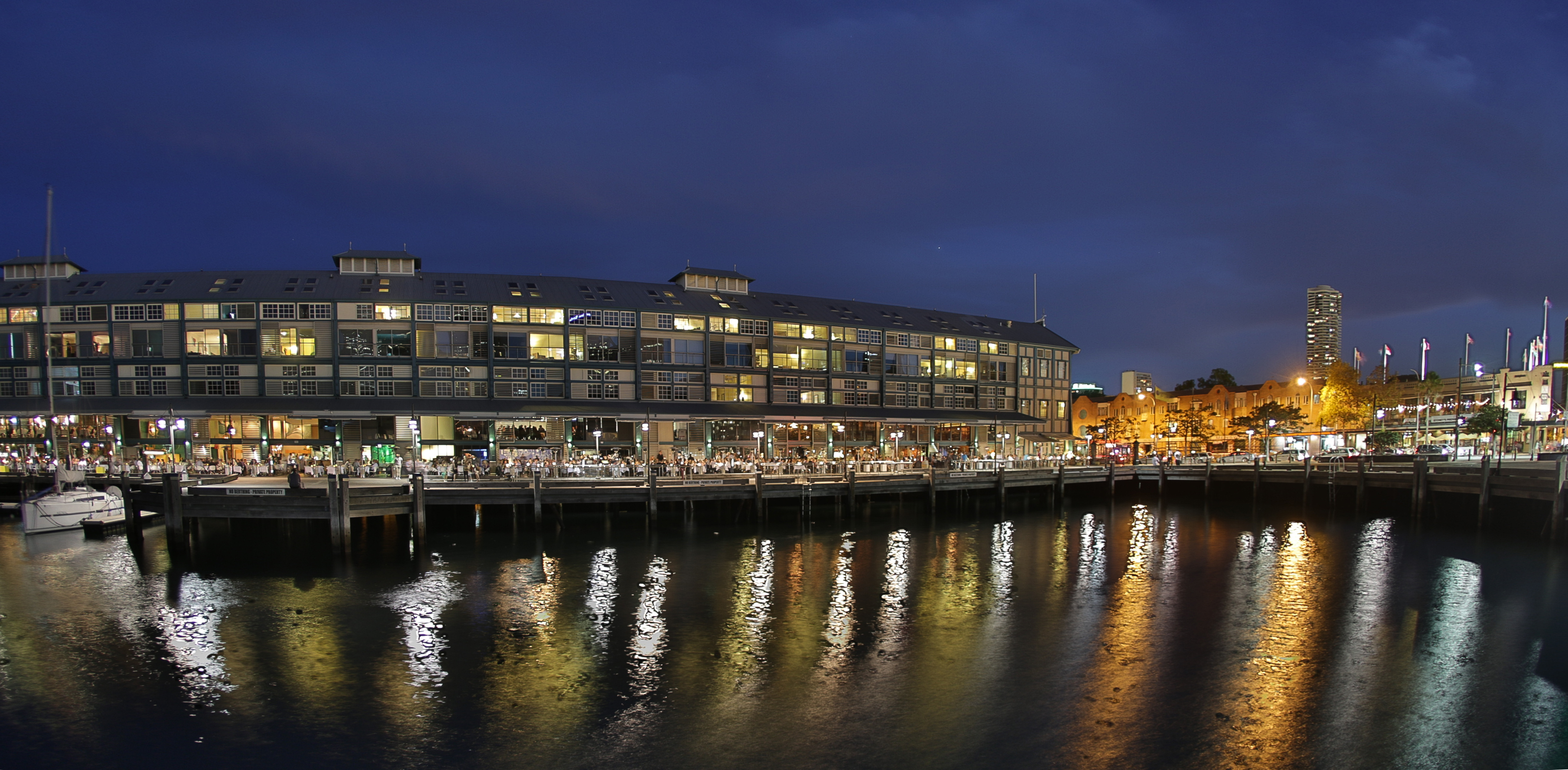 Woolloomooloo/Finger Wharf - Sydney