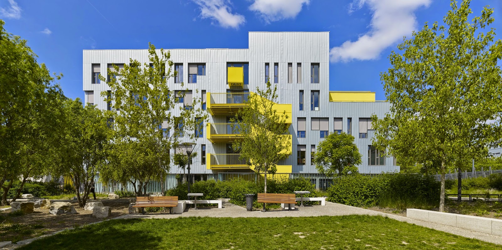 Yellow Square - Lyon