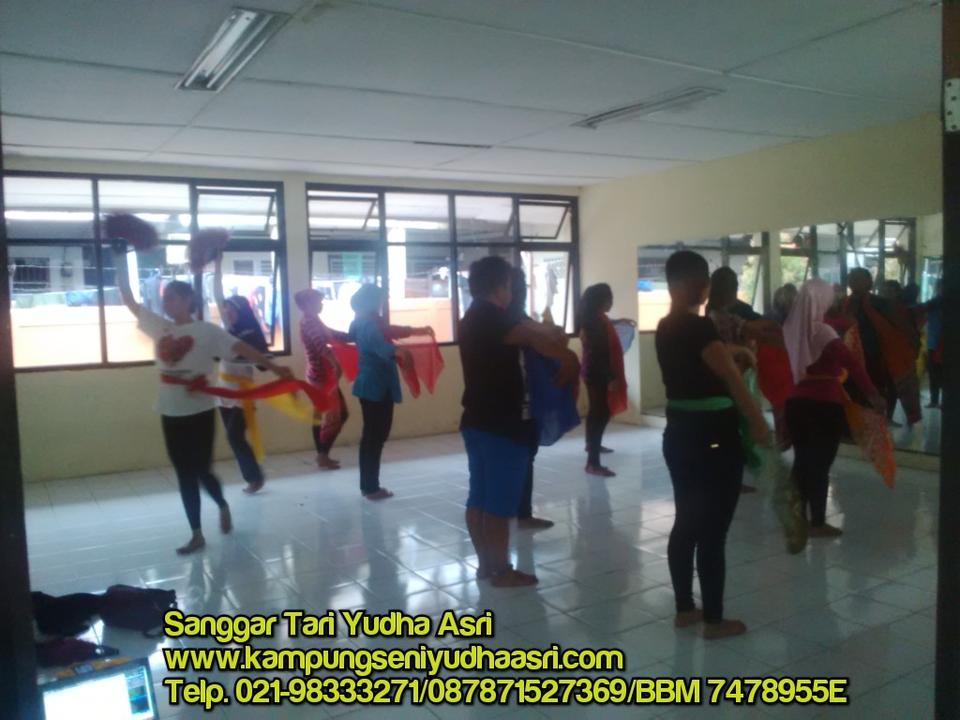 Gelanggang Olah Raga(GOR) Radio Dalam/Balai Rakyat Radio Dalam, Pasar ...