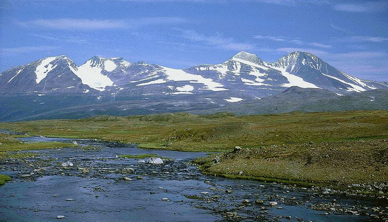Akka (fjell)