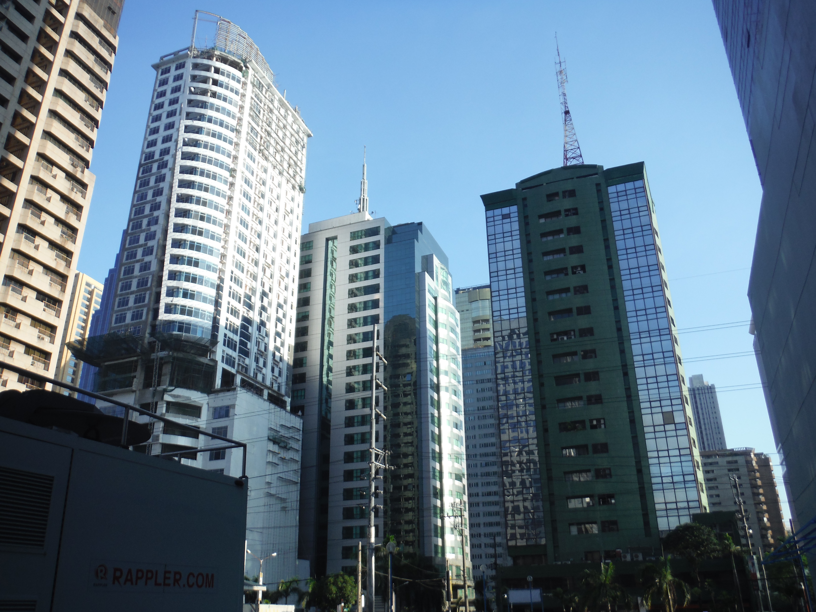 Taipan Place - Pasig