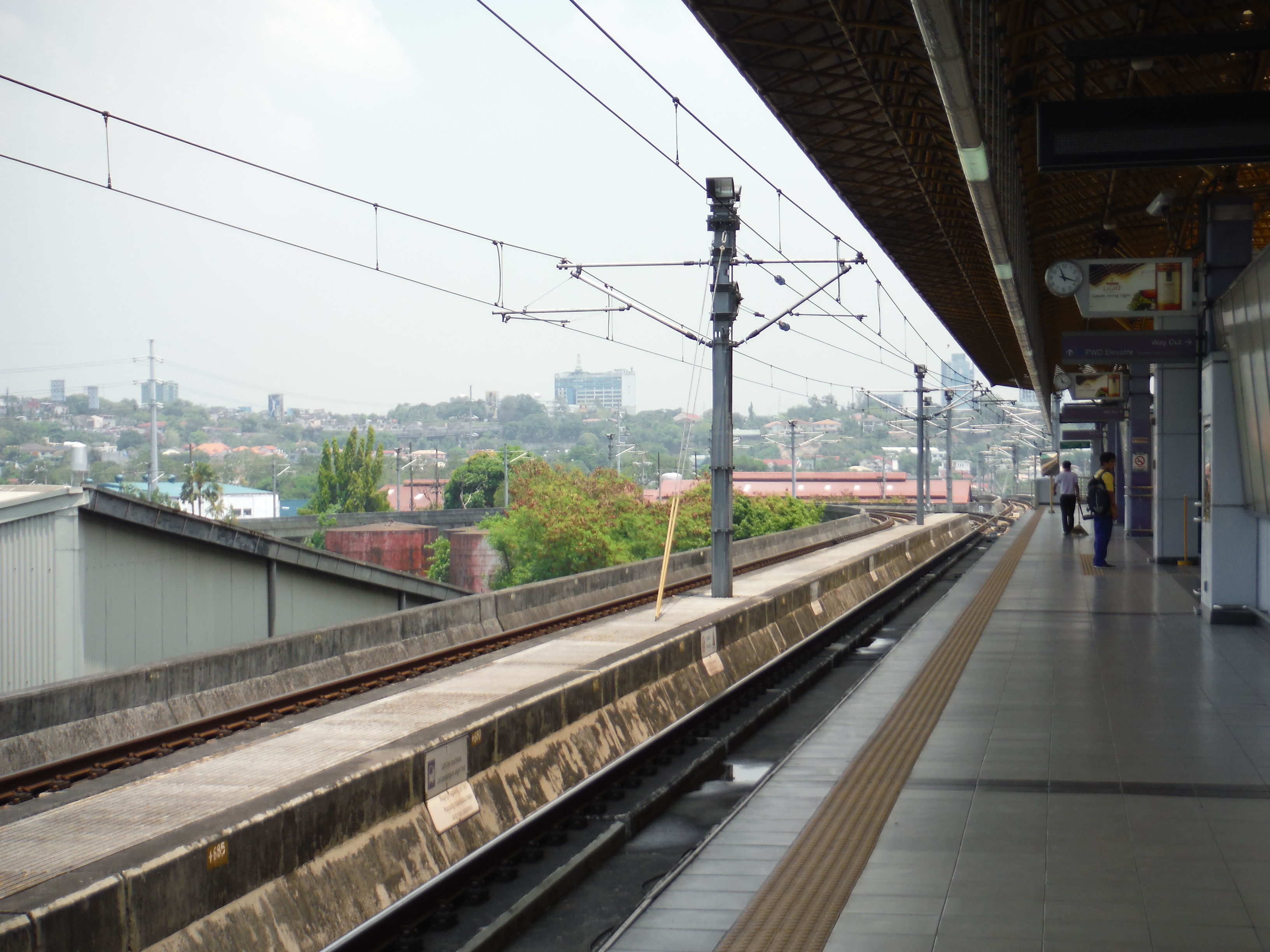 LRT-2 Santolan Station - Pasig
