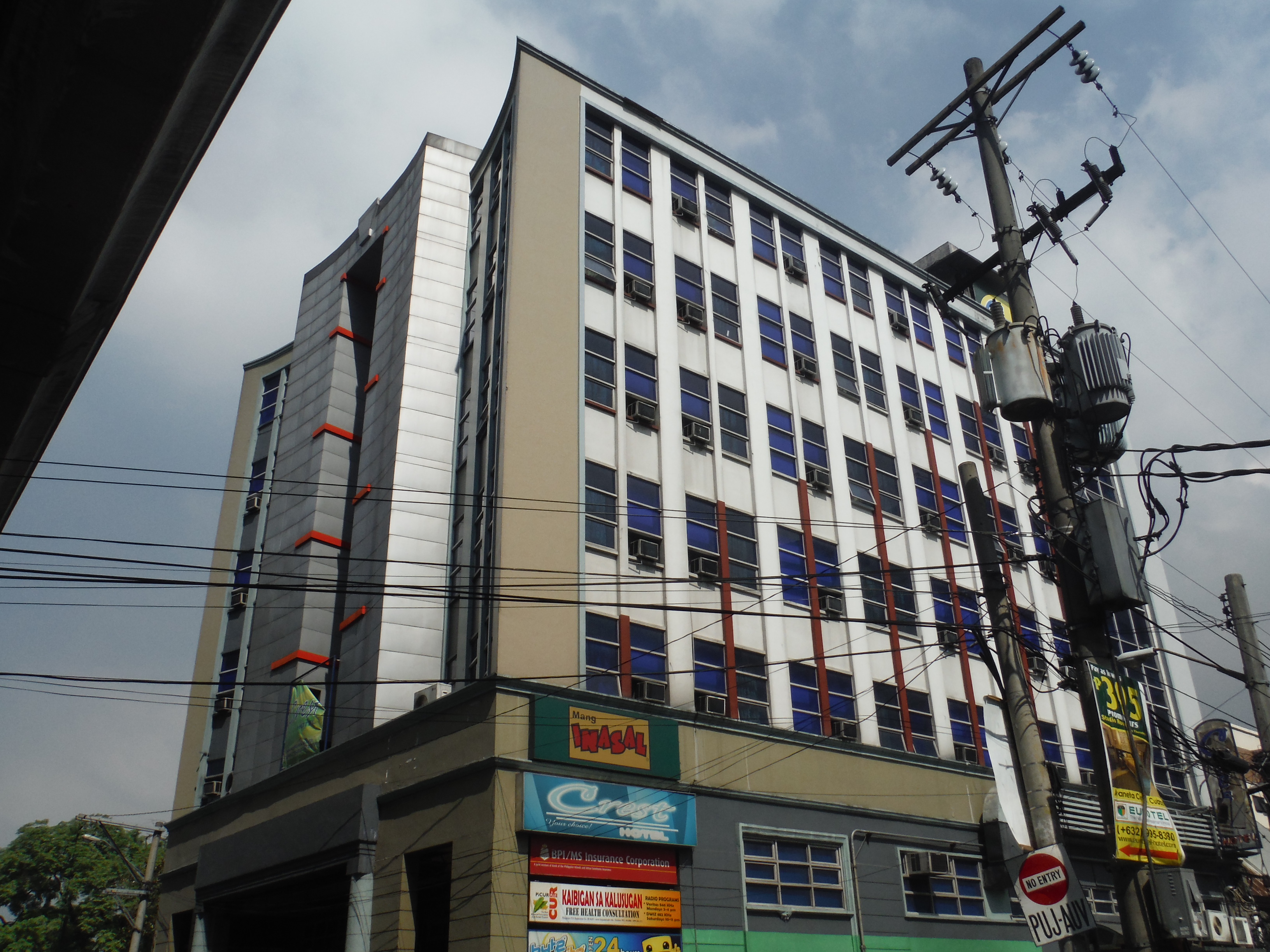 Crest Hotel - Quezon City