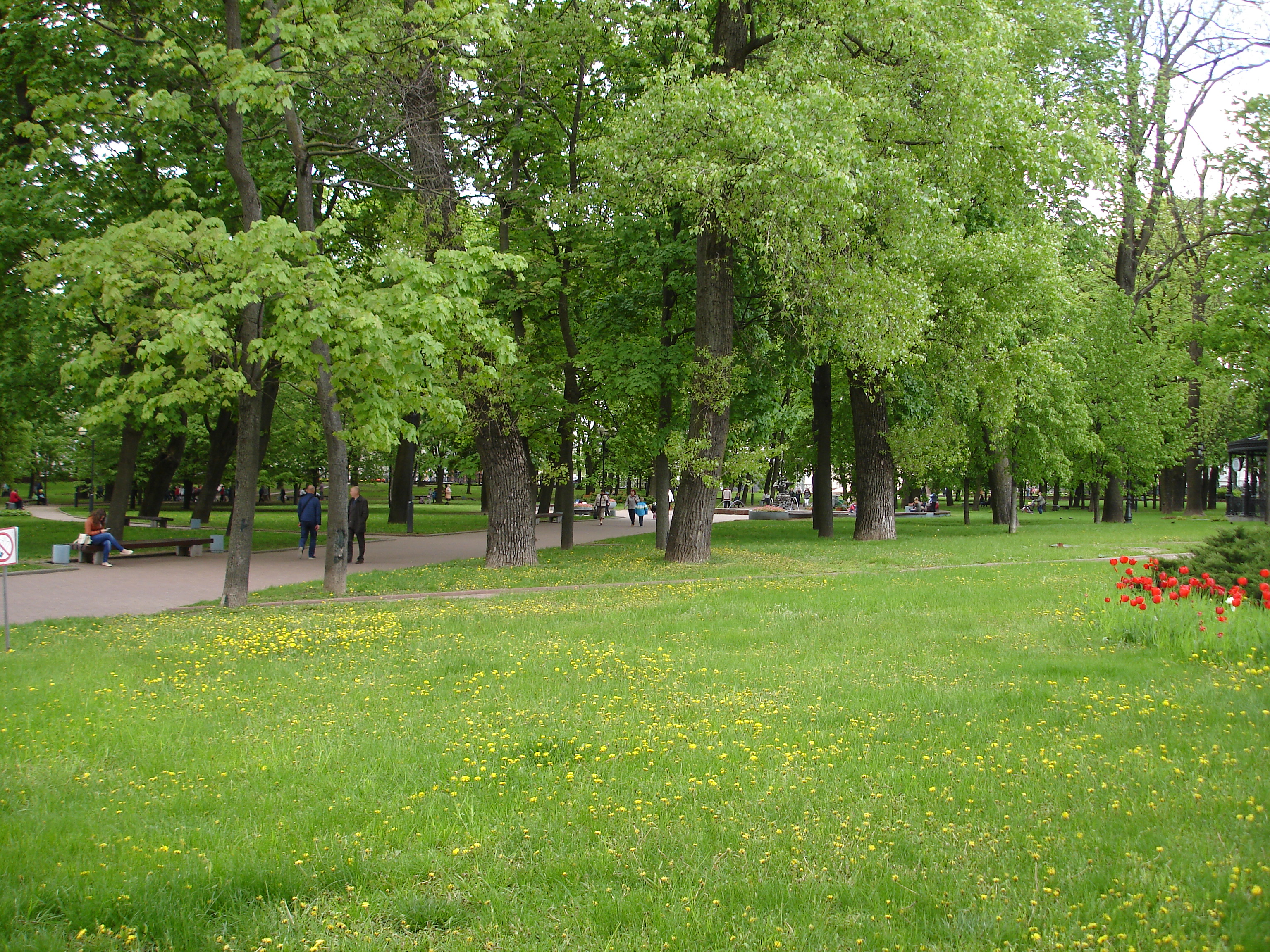Aleksandrovsky (Alexander) Square - Minsk