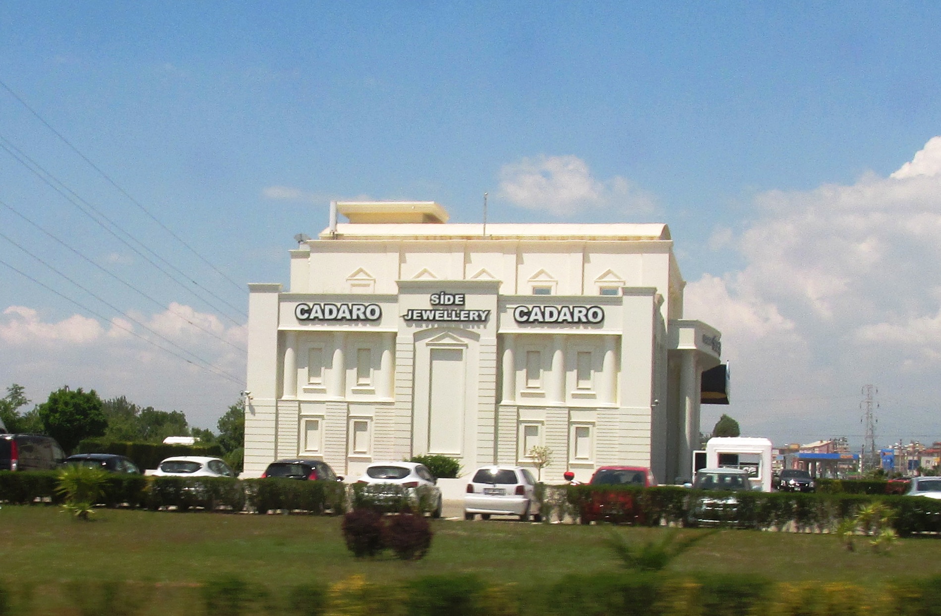 Side Jewellery «Cadaro»