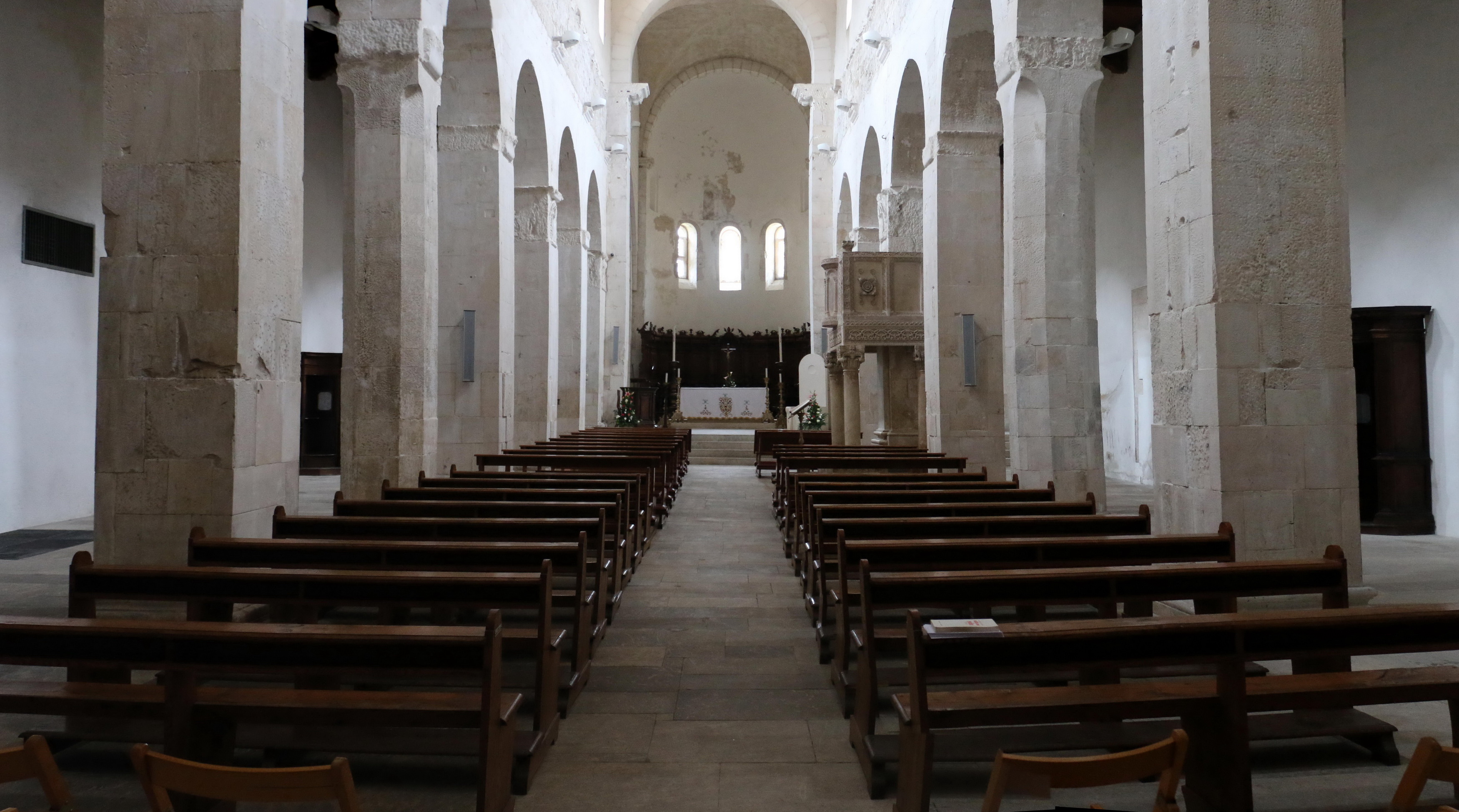 Chiesa di San Pelino, Corfinio - Corfinio