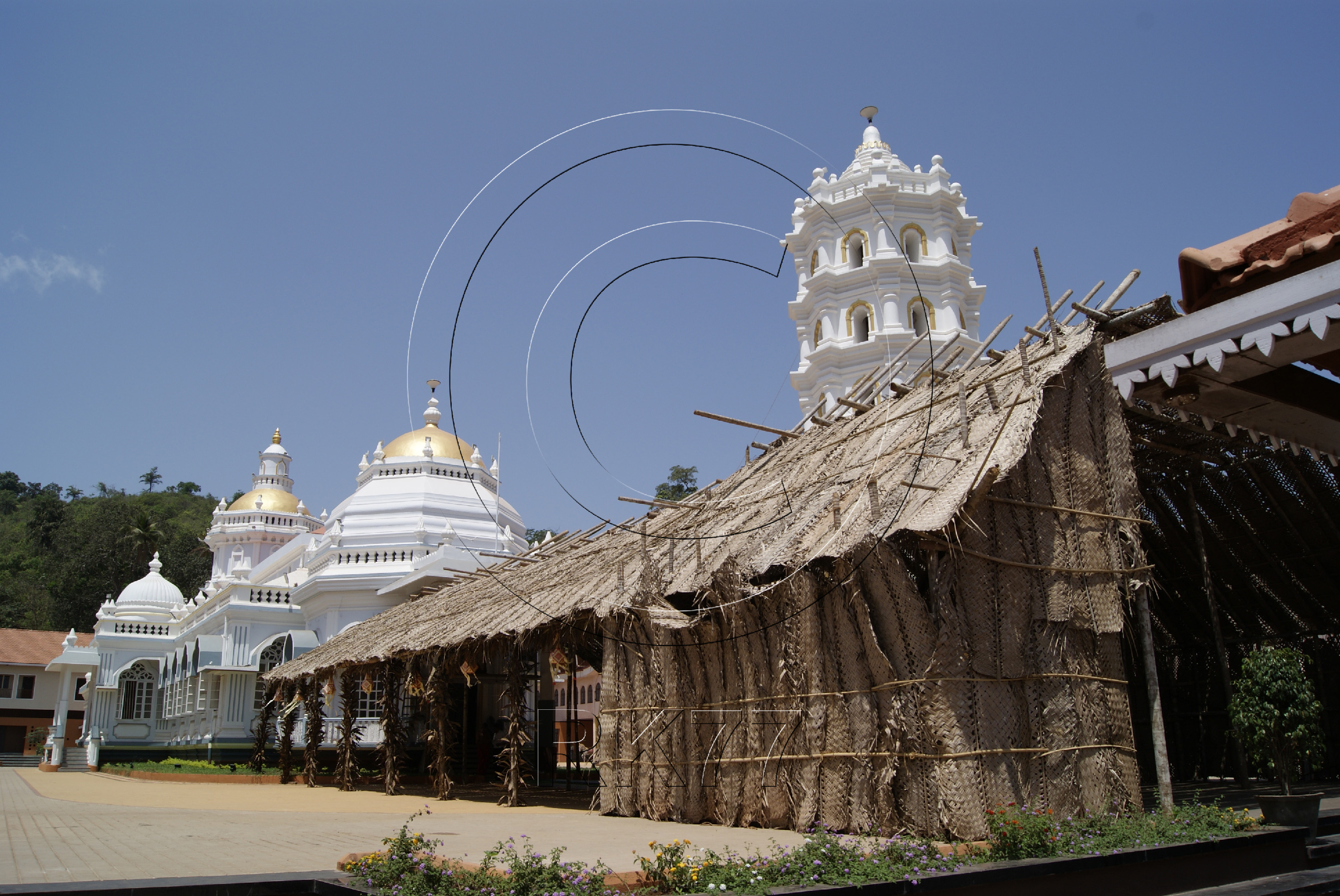 Shri Mangesh Devasthan (Mangueshi Temple) - Mangeshi