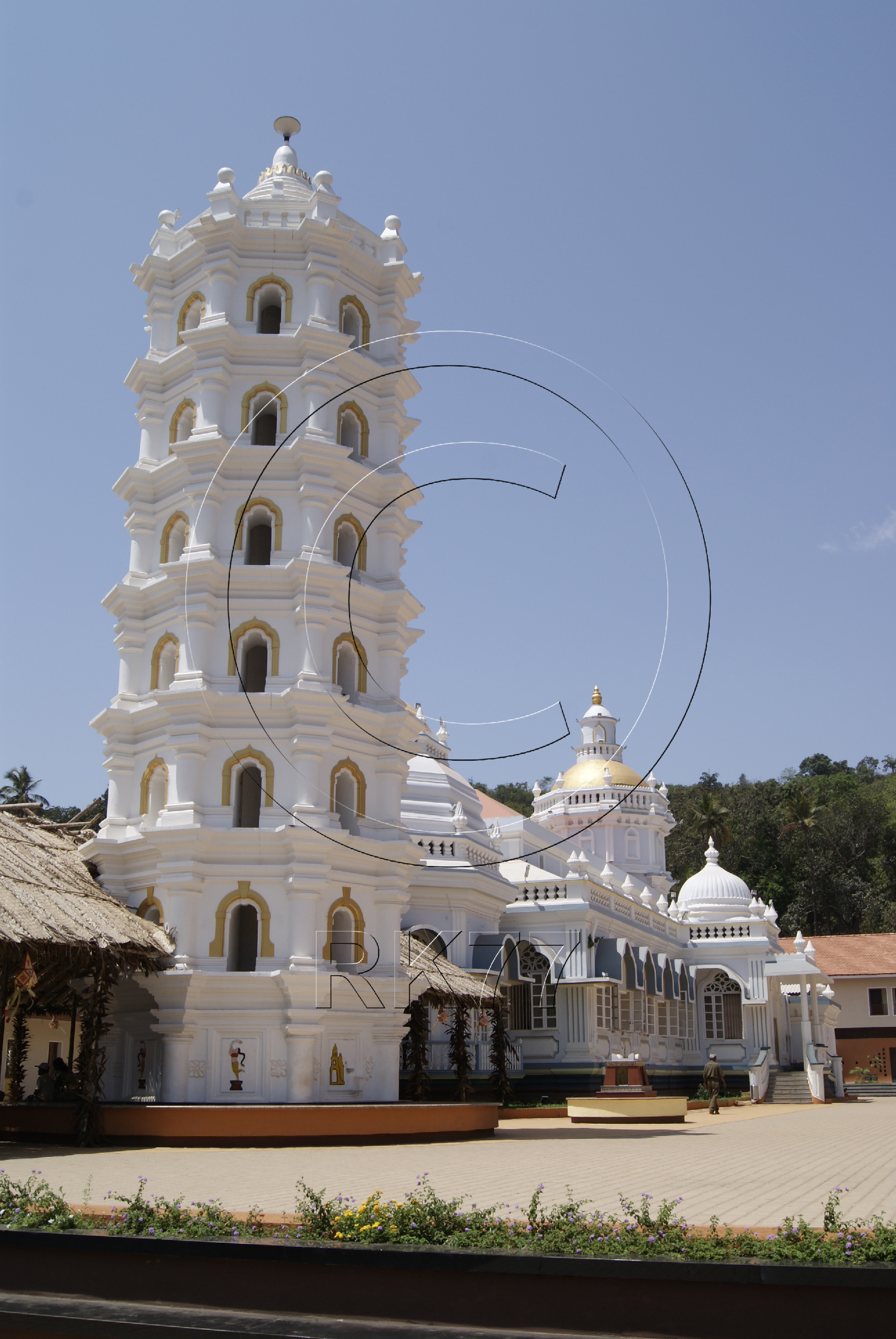 Shri Mangesh Devasthan (Mangueshi Temple) - Mangeshi