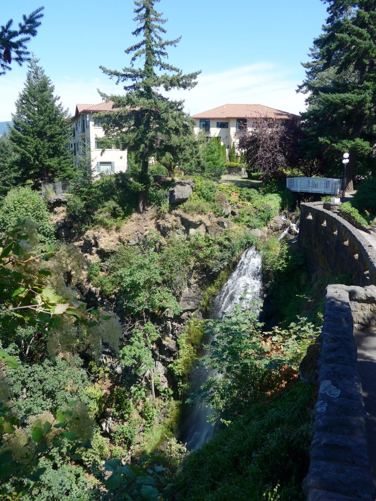 Wah Gwin Gwin Falls
