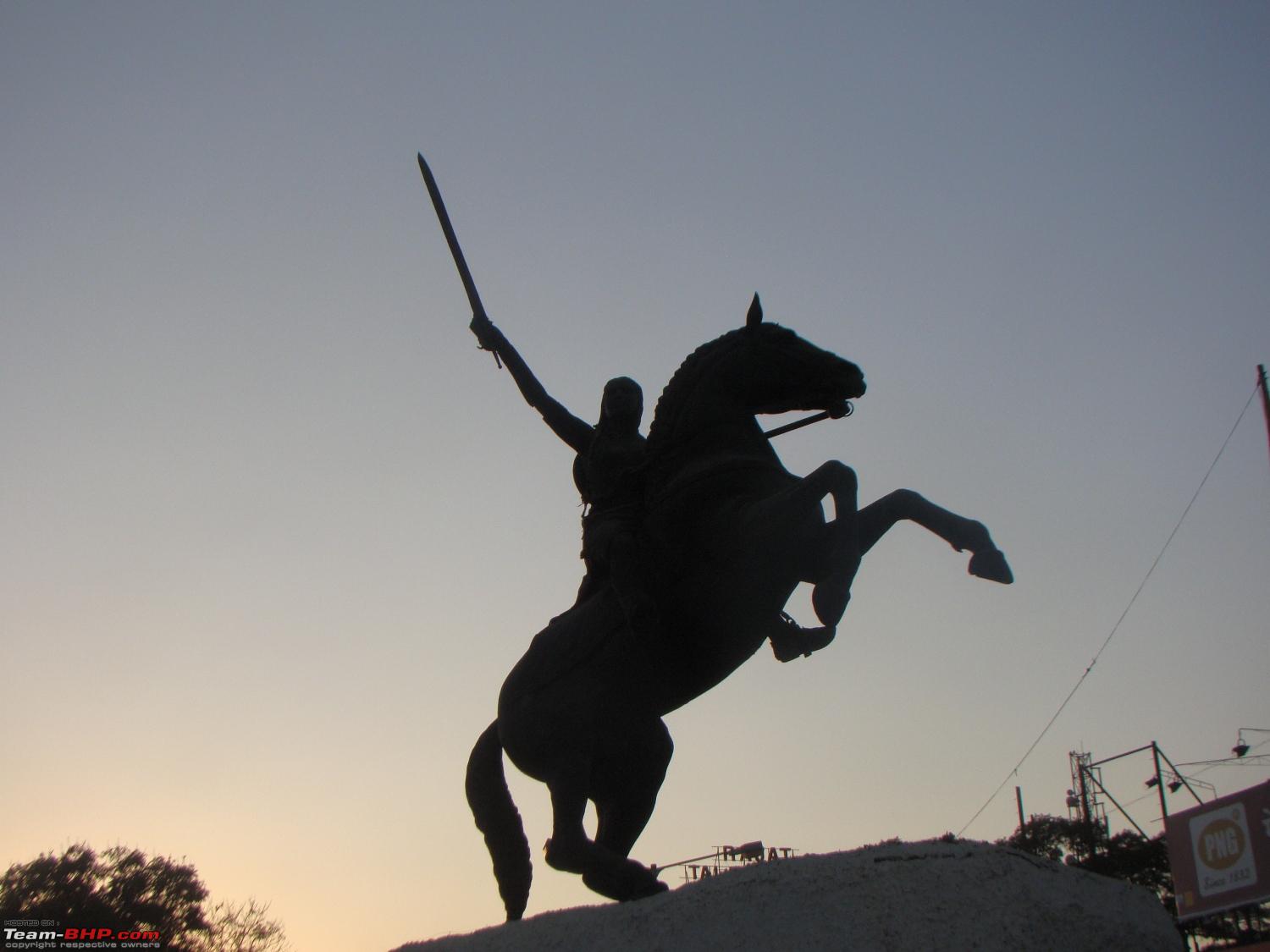 Maharani Tarabai's Statue - Kolhapur