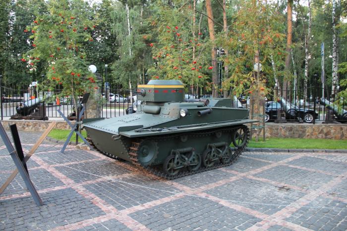 Soviet amphibious light tank T-37A