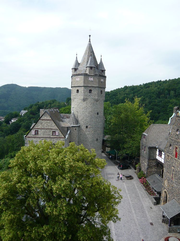 Altena Castle - Альтена