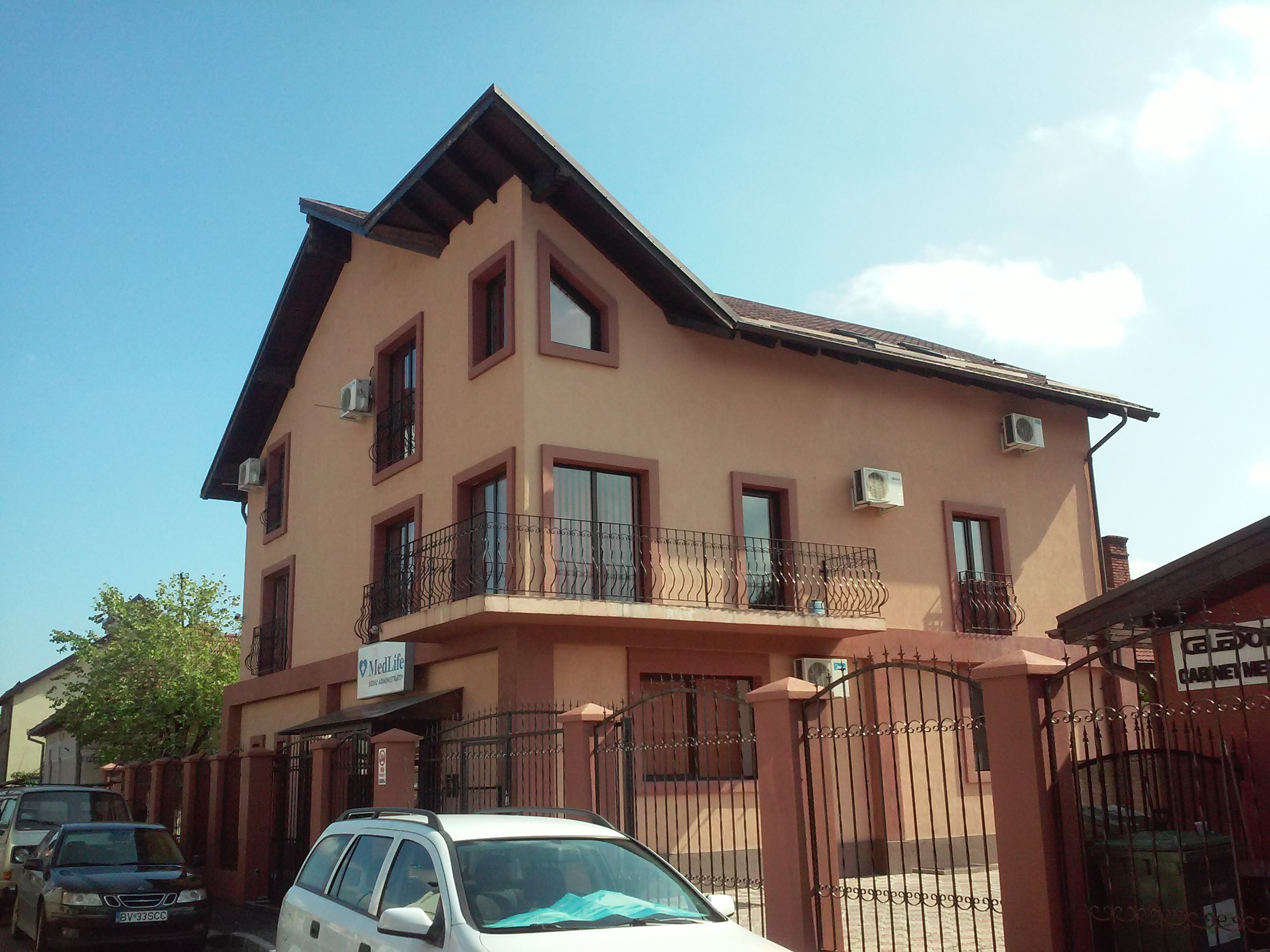 MedLife - Braşov | companie / firmă