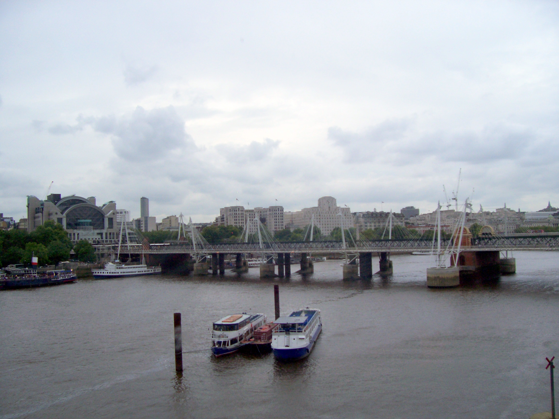 Hungerford Bridge - London | railway bridge