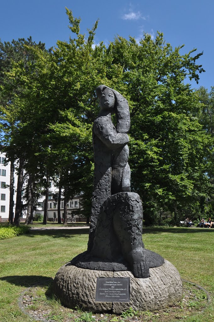 Skulptur "Hoffnung" von Jörg Steinert - Berlin