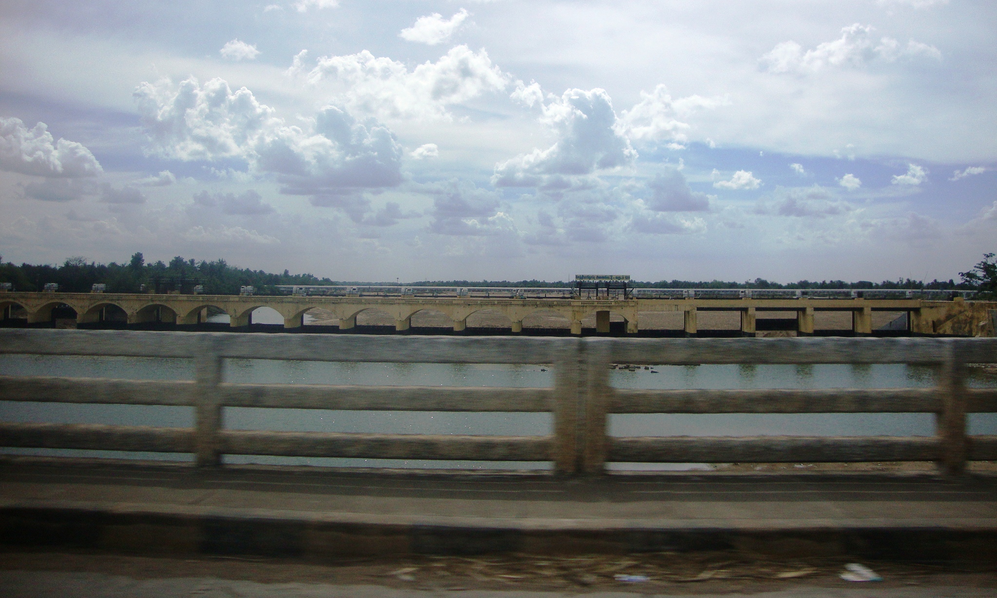 Sethiathope Anaikattu (Dam) across Vellar River