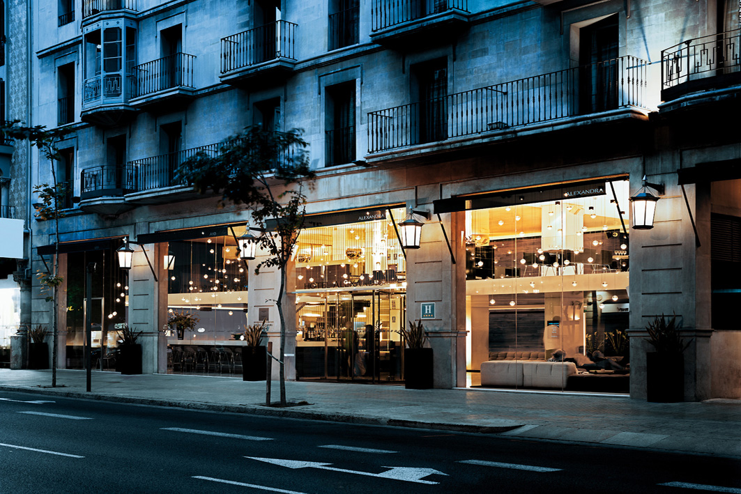 Alexandra Barcelona Hotel, Curio Collection by Hilton - Barcelona