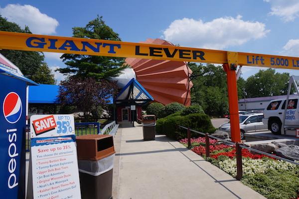 Giant Lever Exhibit - Lake Delton, Wisconsin