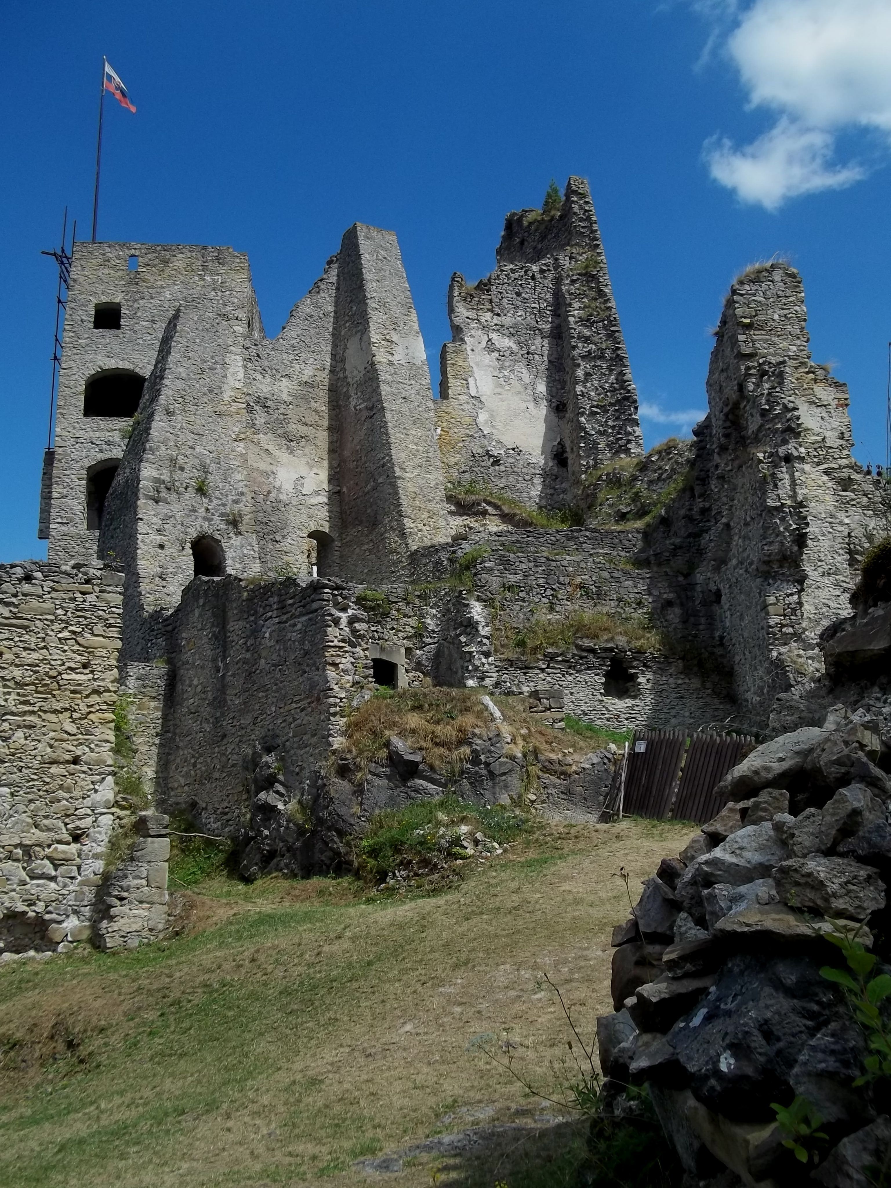 Likava Castle (Likavský hrad)