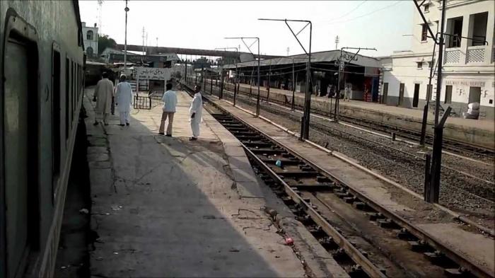 ROHRI RAILWAY JUNCTION - Rohri