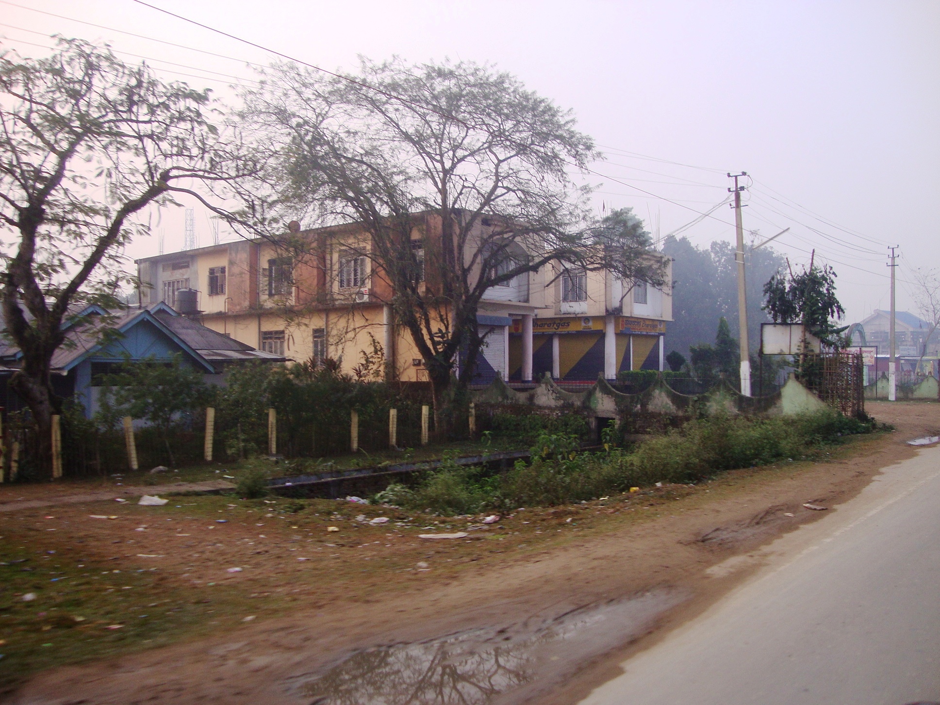 Bibah Bhawan - Moranhat (mōrāṉhāṭ)