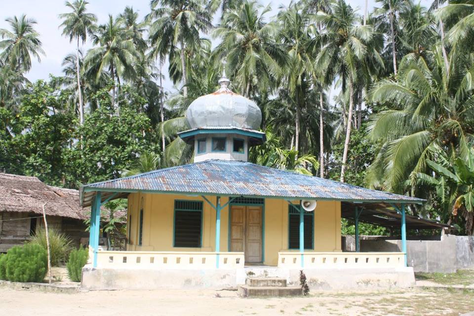 Pini Island (English)