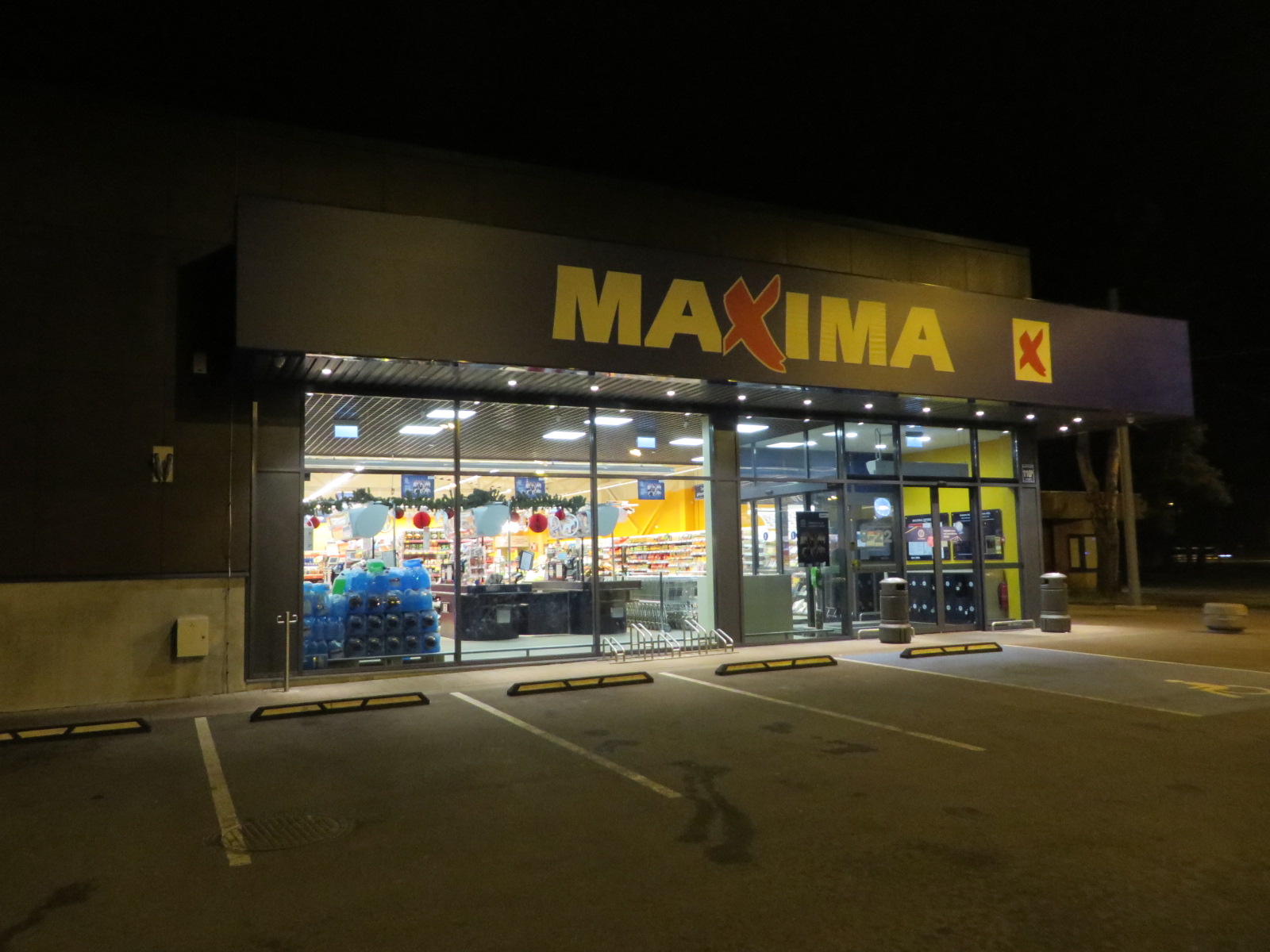 Shopping centre Maxima X - Riga