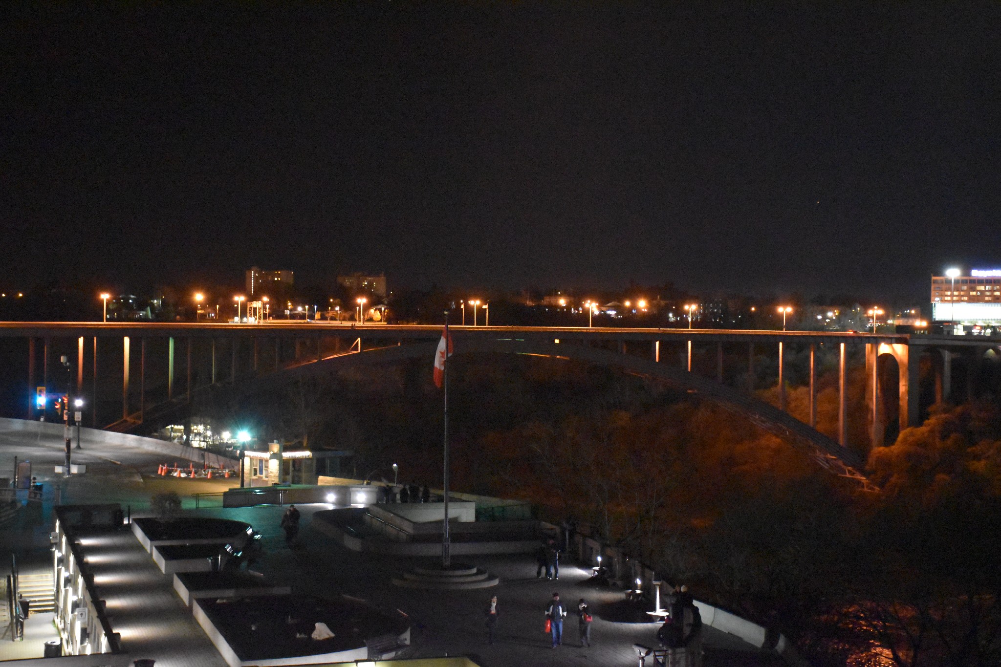 Rainbow Bridge (Ontario - New York border crossing) - Niagara Falls ...