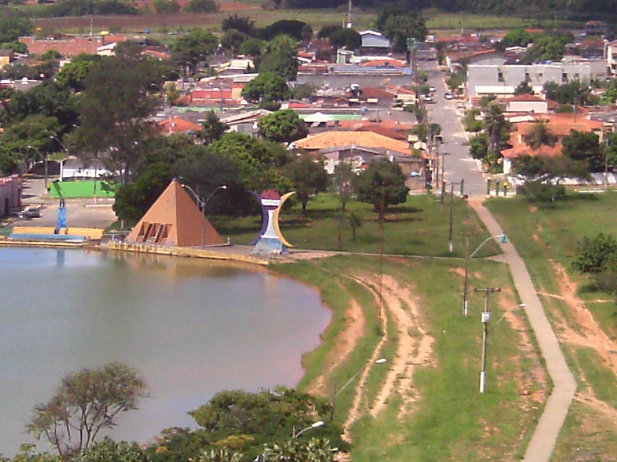 Estrela Candente - Planaltina
